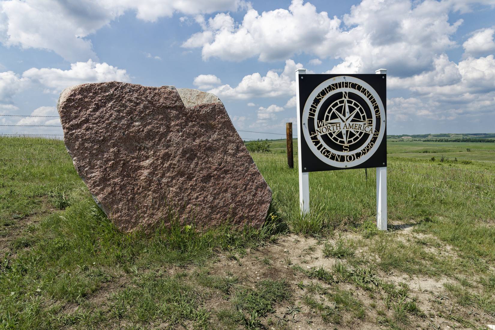 This Gorgeous Small Town Is The Official Center Of North America