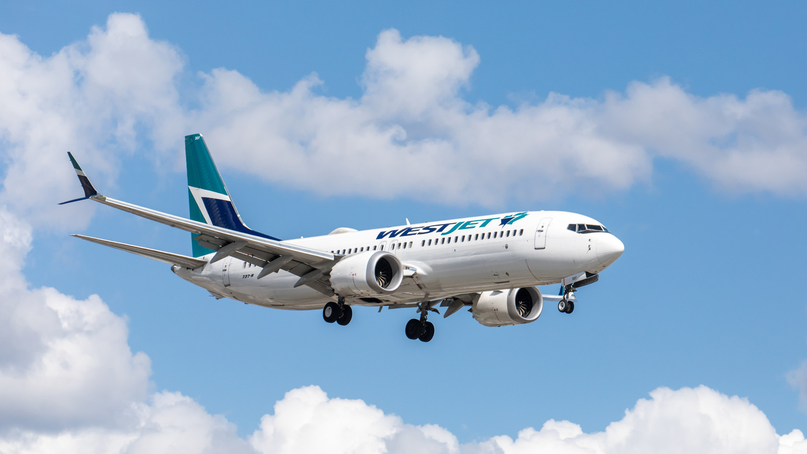 WestJet Applauded For Replacing U.S. Travel With Yet Another New Warm ...
