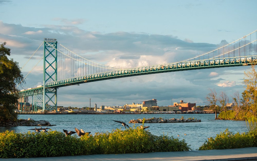 The Busiest U.S.-Canada Border Crossing Is Also One Of The World's ...