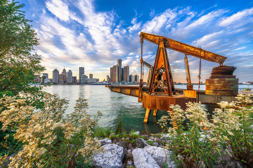 The U.S.-Canada Border Runs Right Through This Iconic City