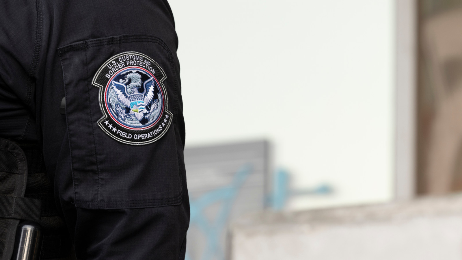 U.S. Customs Agents Praised For Catching "Disease-Ridden Threat" Twice ...