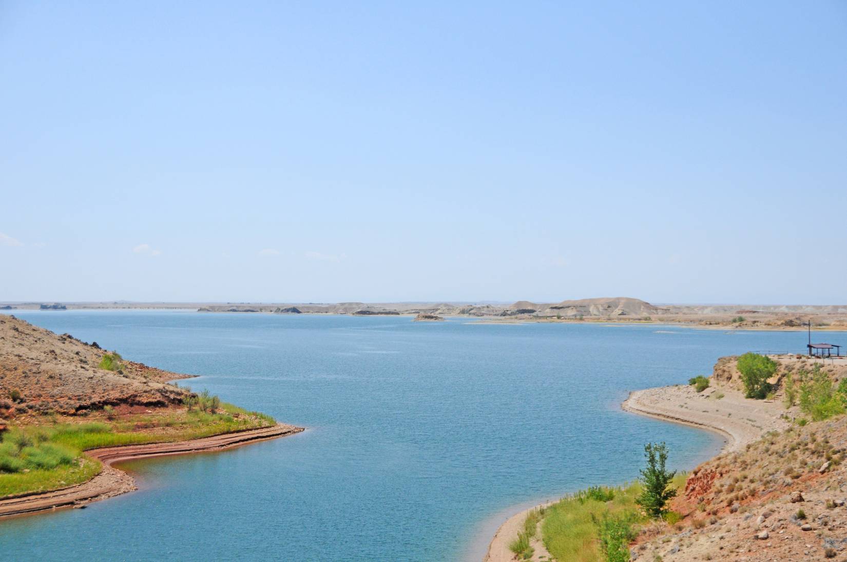 Wyoming's Largest State Park Is A Mirror Image Of Canyonlands, Only Better