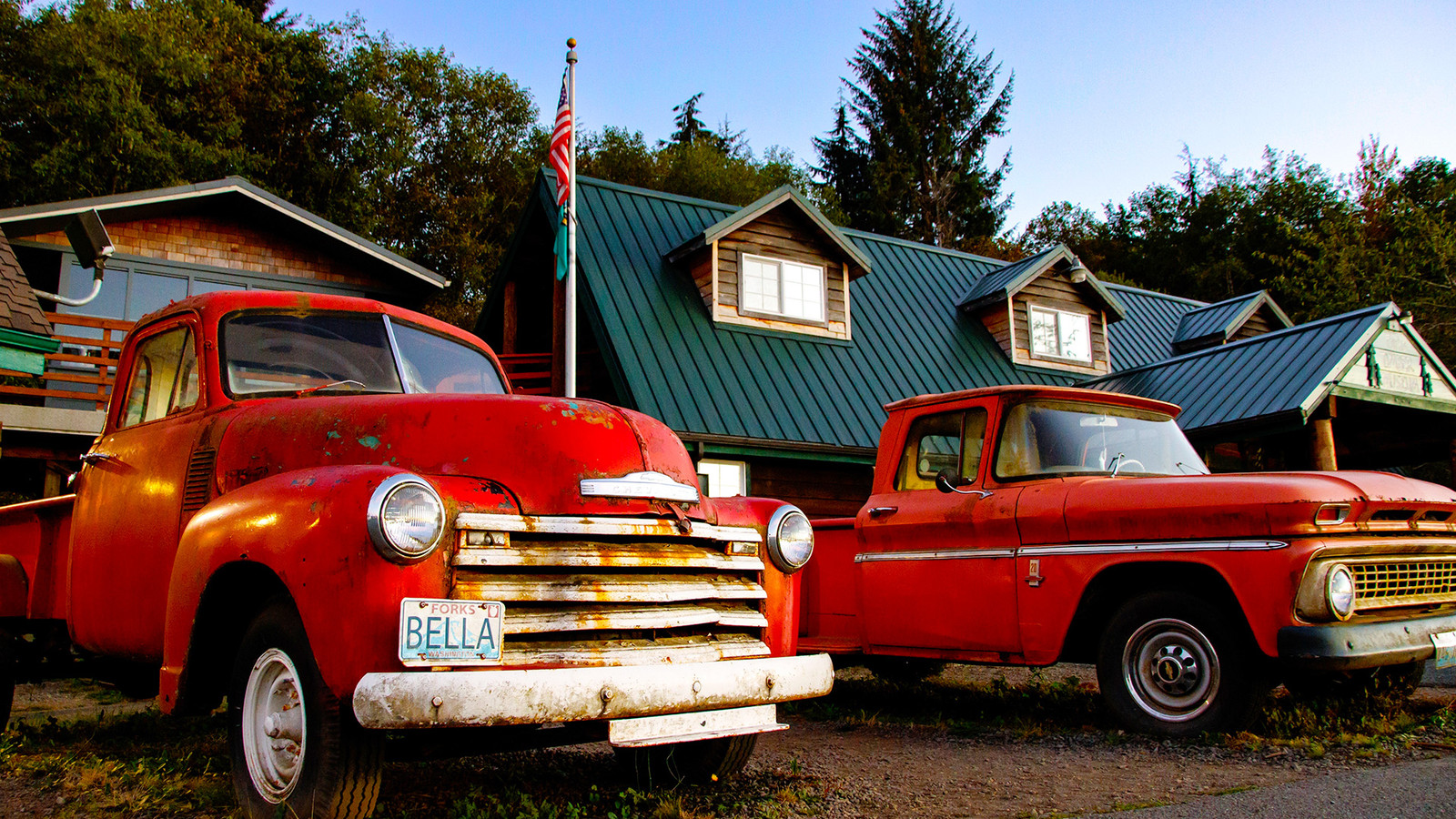 The Beautiful Town That's The Gateway To Olympic National Park