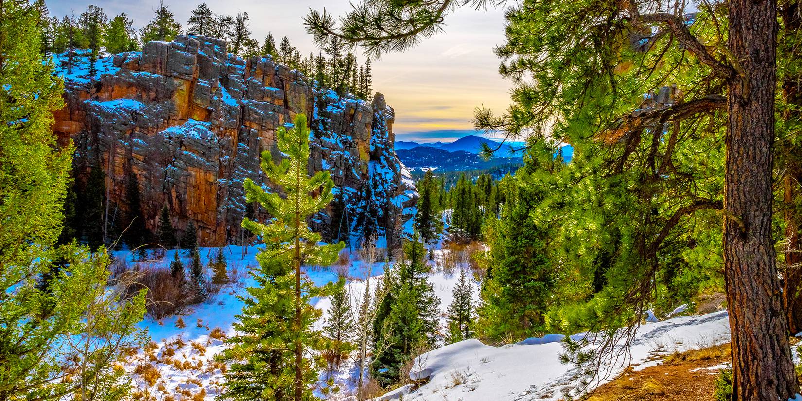 This Hidden Colorado State Park Is Better Than Rocky Mountain National Park