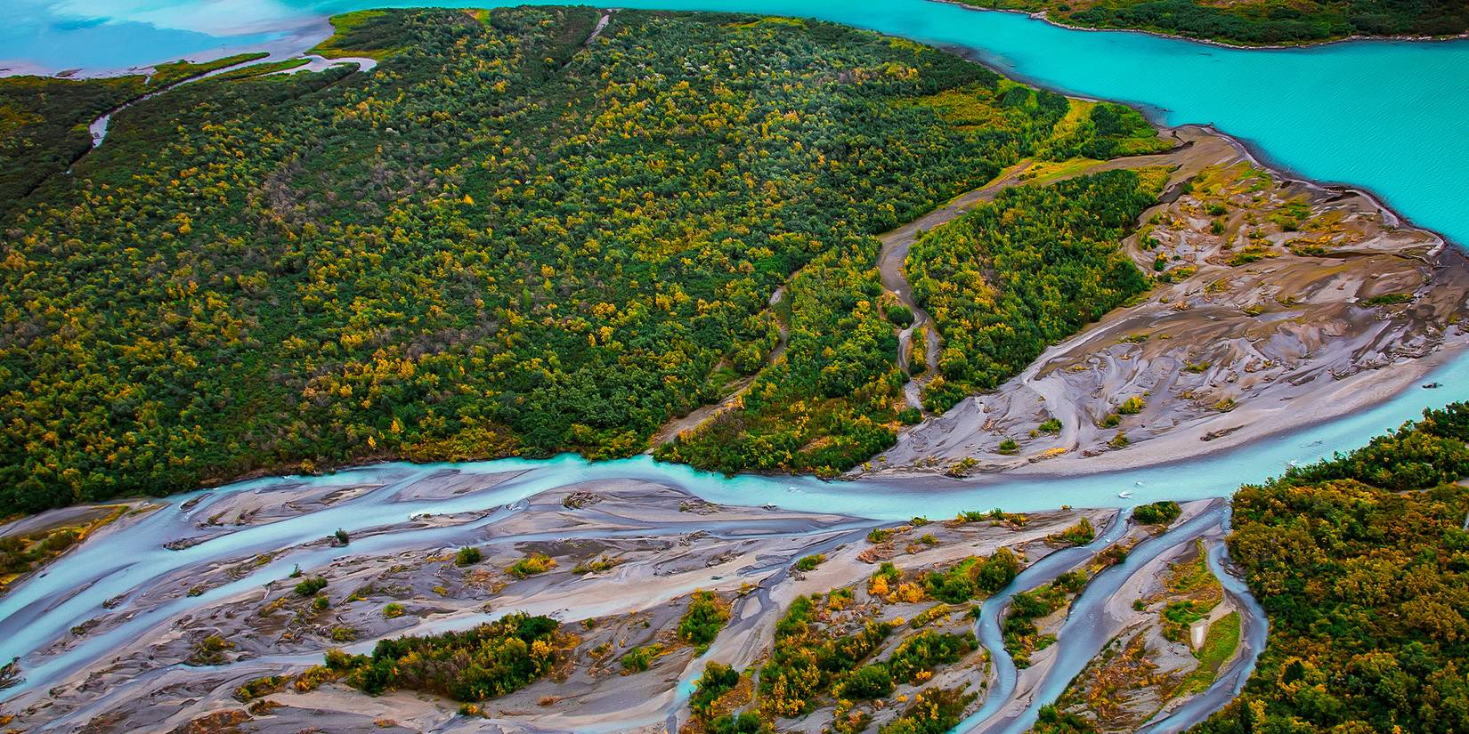 This Remote Small Town Is Also Home to America’s Largest State Park