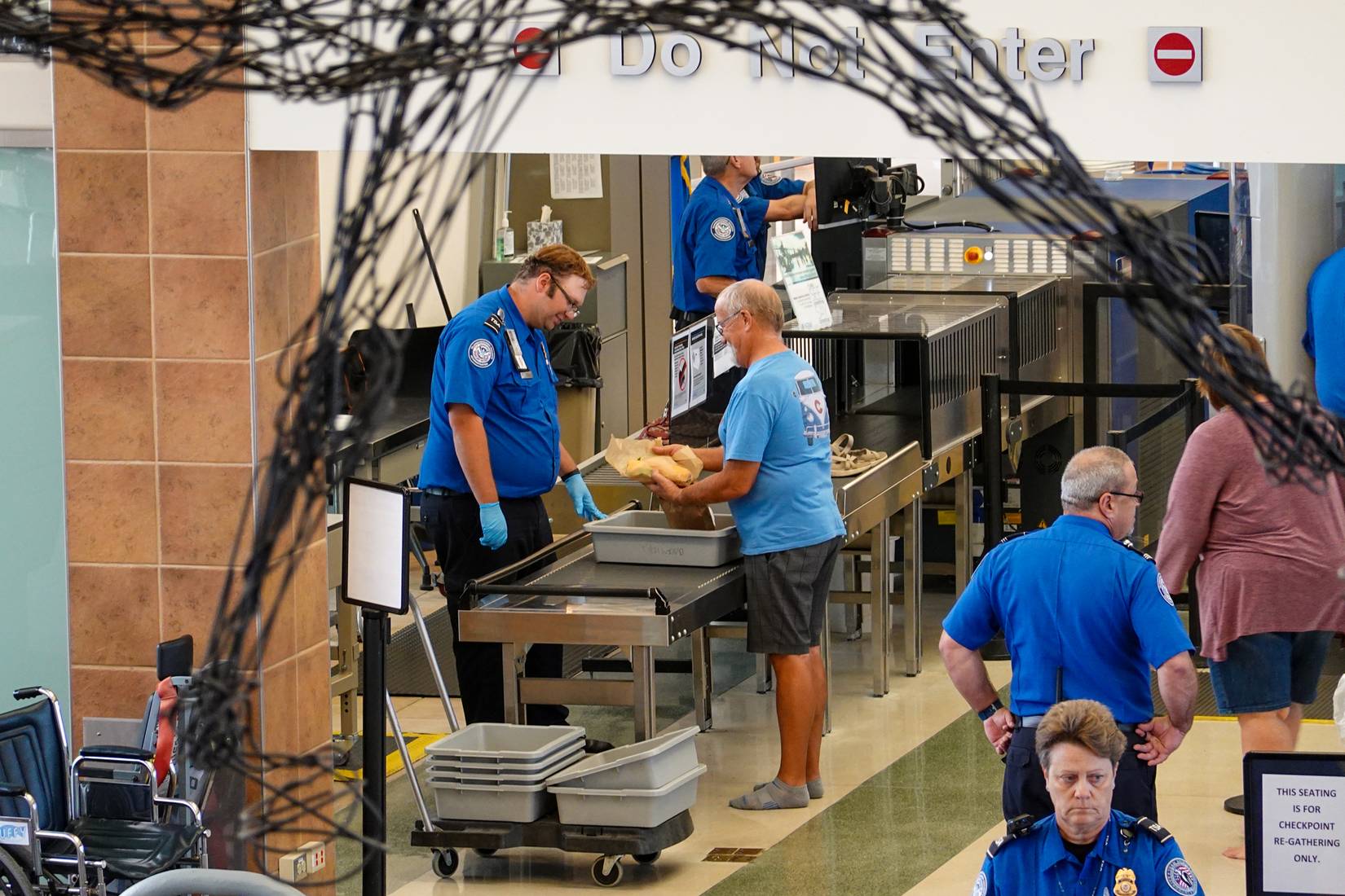 TSA Checkpoints Become A Battlefield For U.S. Government Shutdown Blame ...