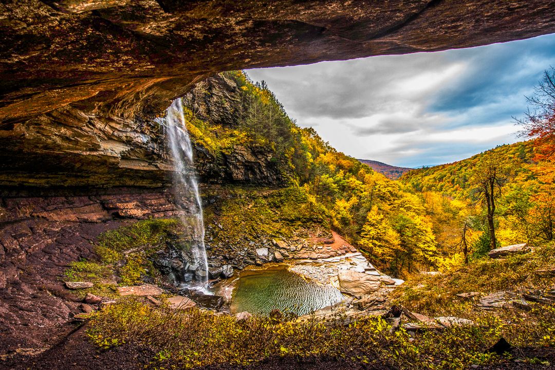10 Scenic Train Rides That Show Off The Best Of New England's Fall Foliage