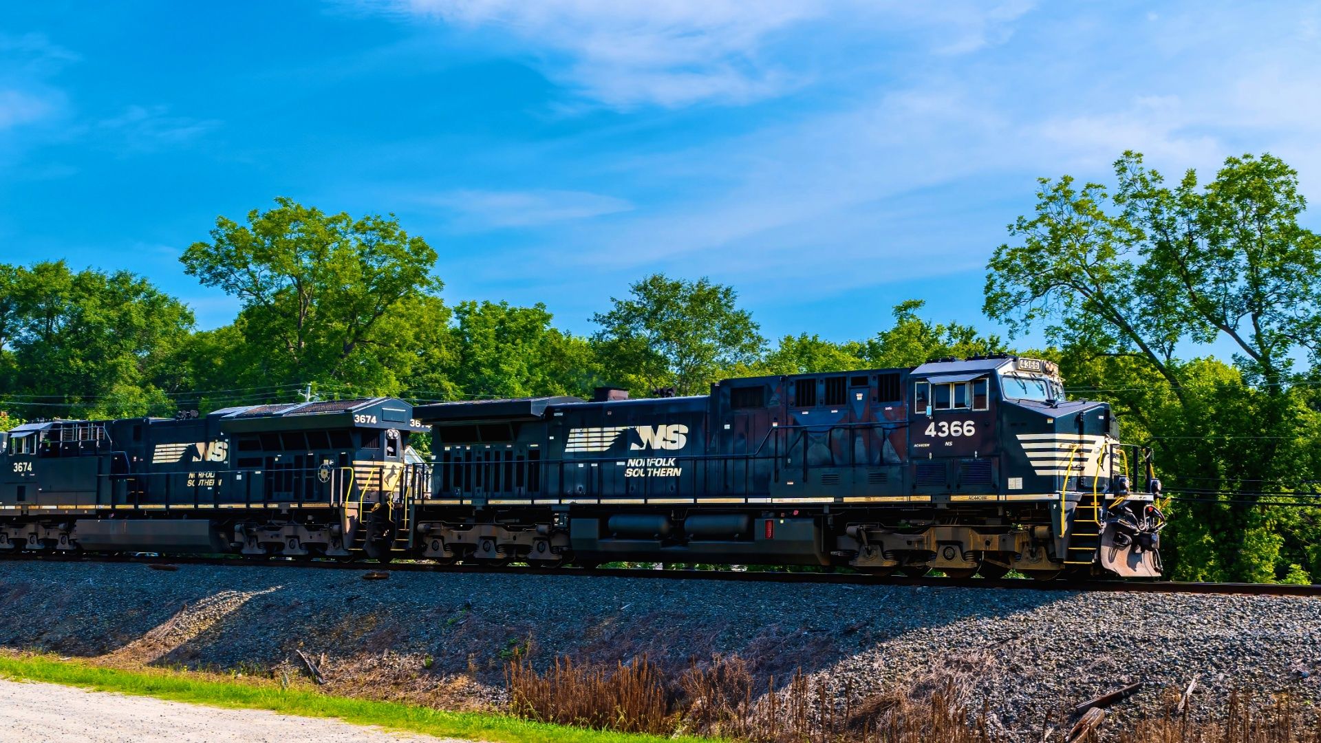 Here's What To Know About This Historic Ancient Roman Temple in Rome