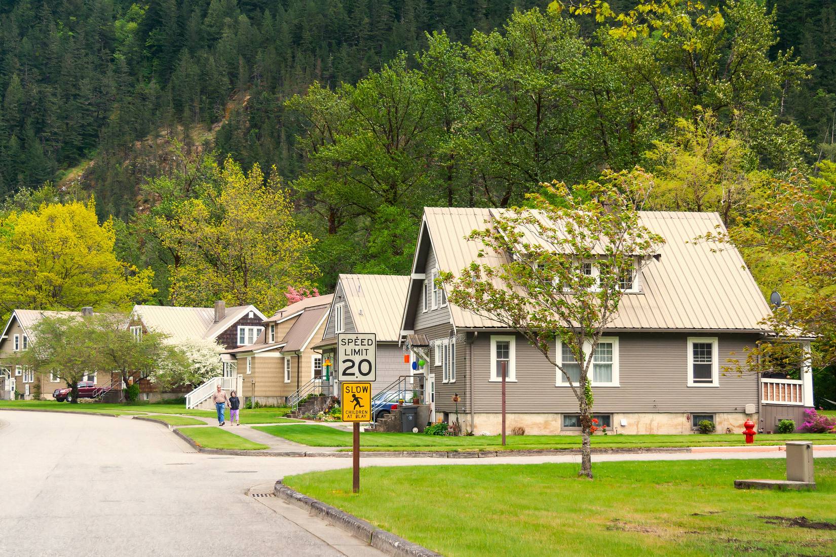 The Only Town Where You Can Start an Adventure to North Cascades ...