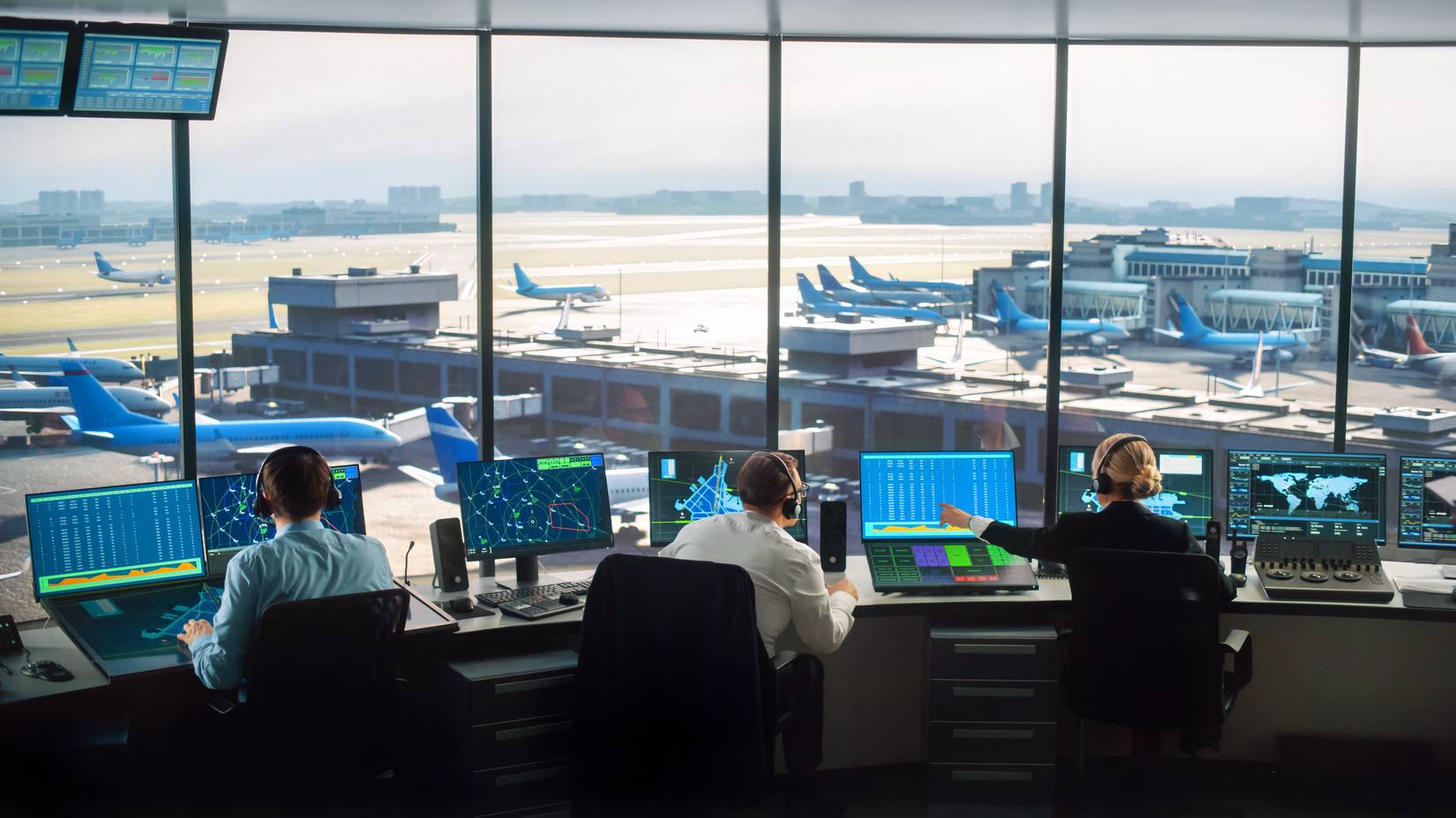 U.S. Government Reopens, But Air Traffic Controllers Are Still Walking Out
