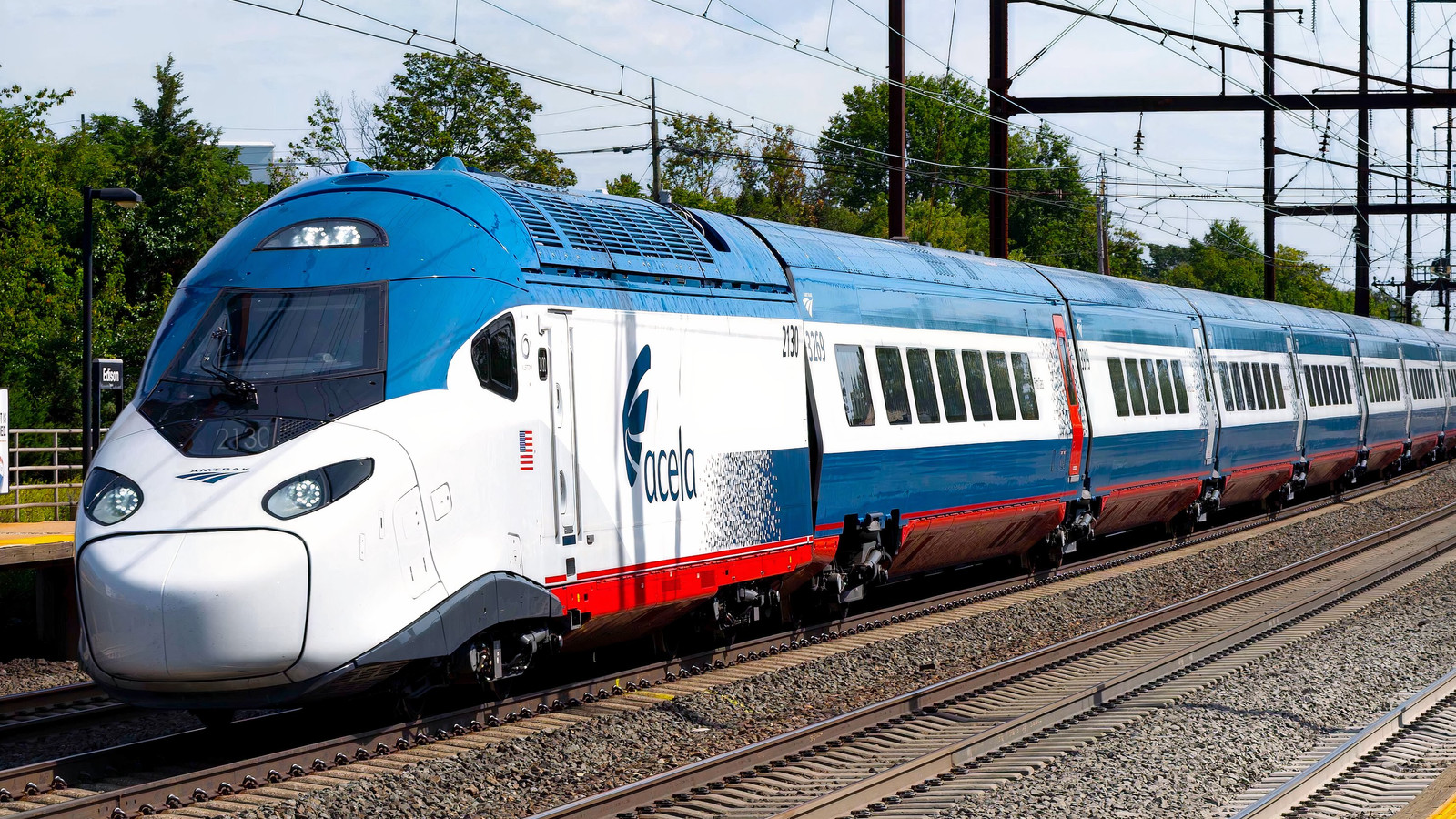 Amtrak Passengers Are Already Complaining About A Disappointing Problem ...