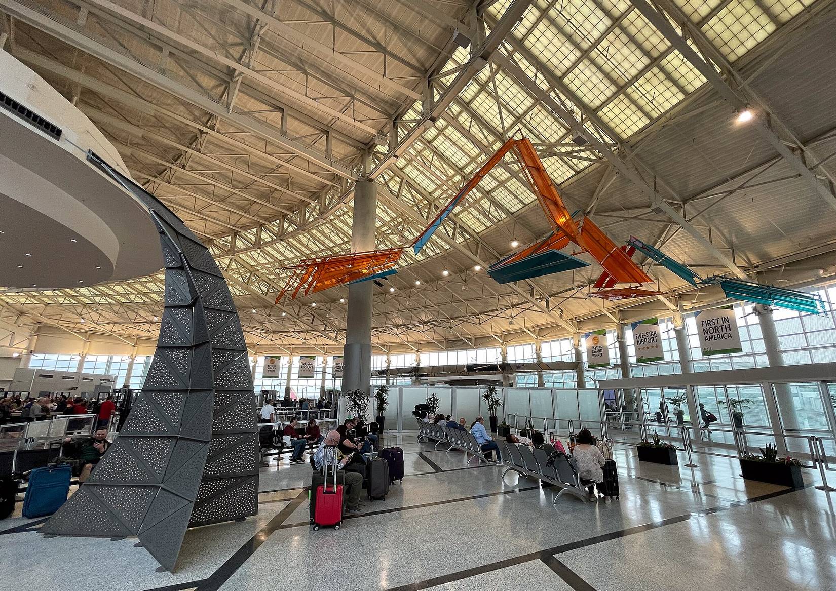 FAA Issues "Procedural Adjustments" Ground Stop For Over An Hour At ...