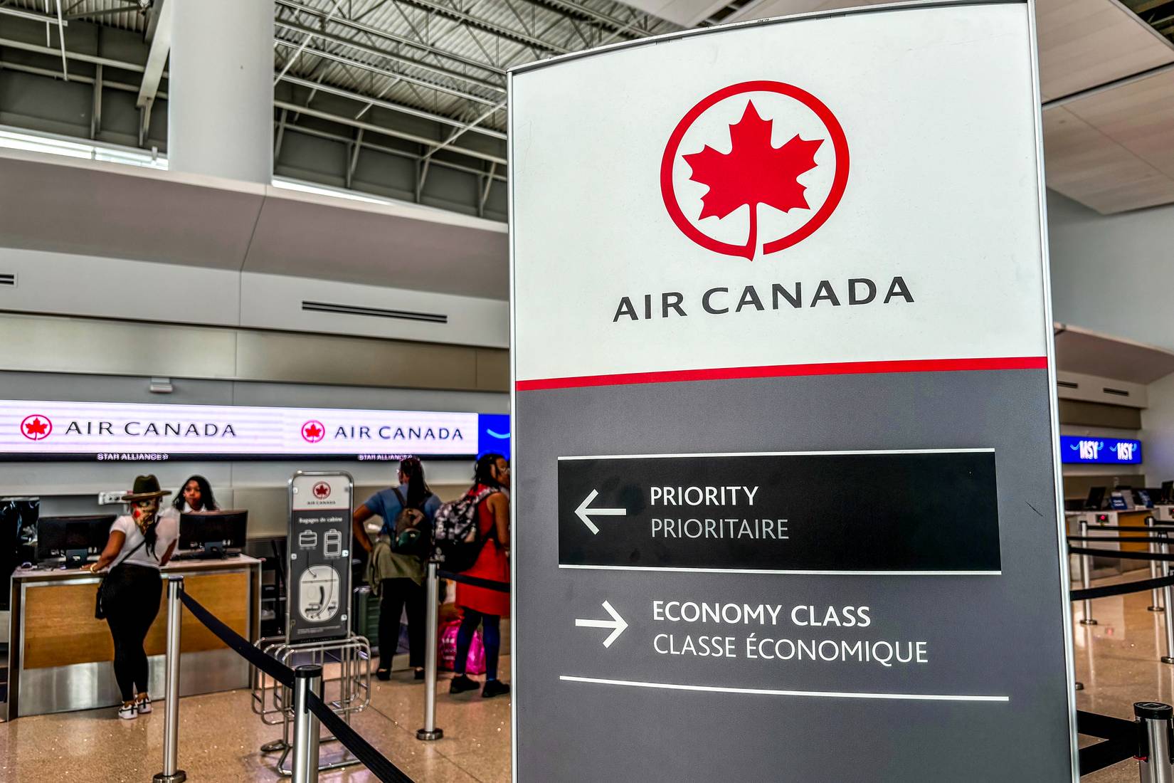 Air Canada Still Using AI-Powered Chat With Passengers Despite Its Dark ...