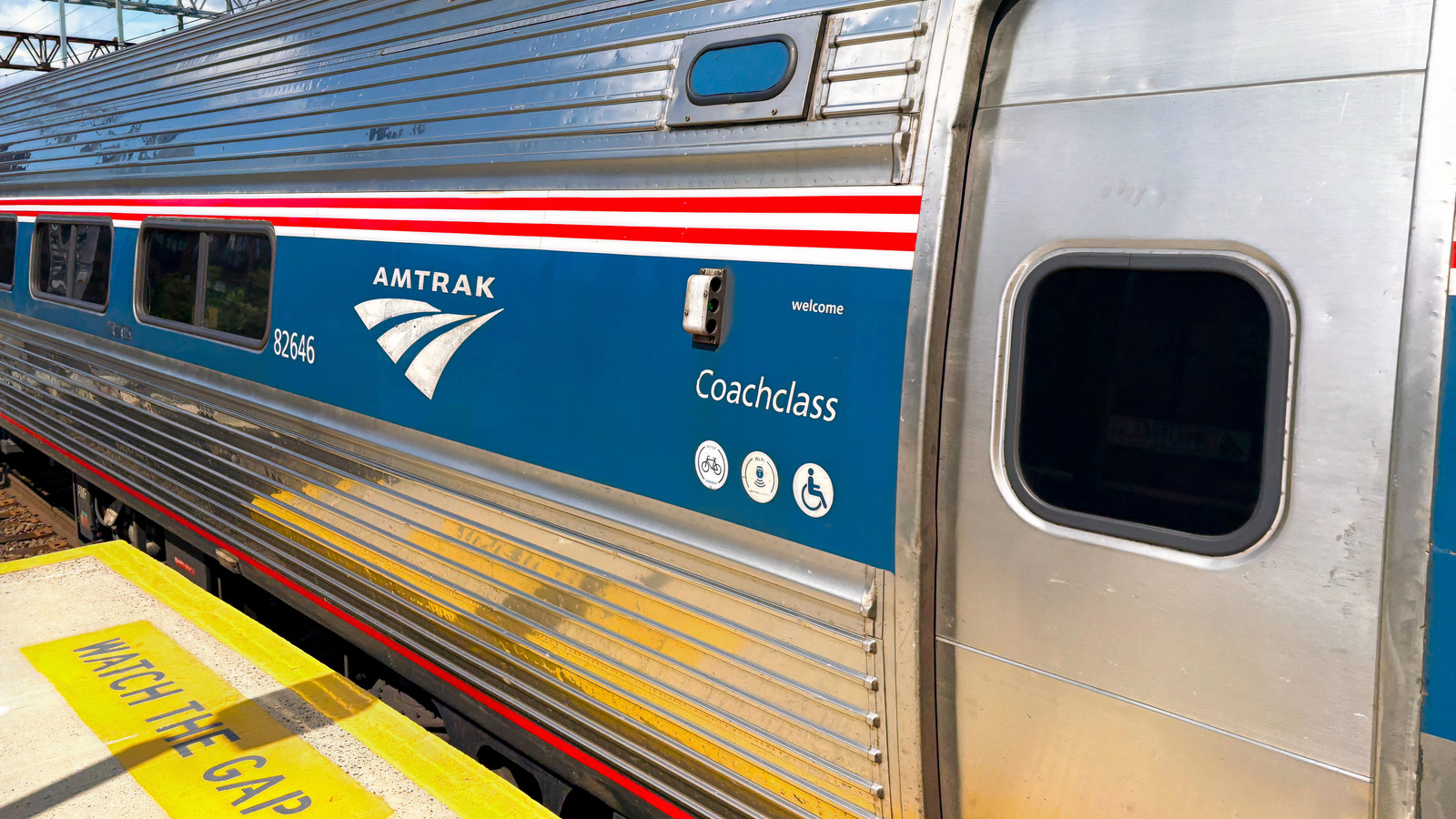 Amtrak's Busiest Route Hit By Cancellations The Same Time As FAA Flight ...