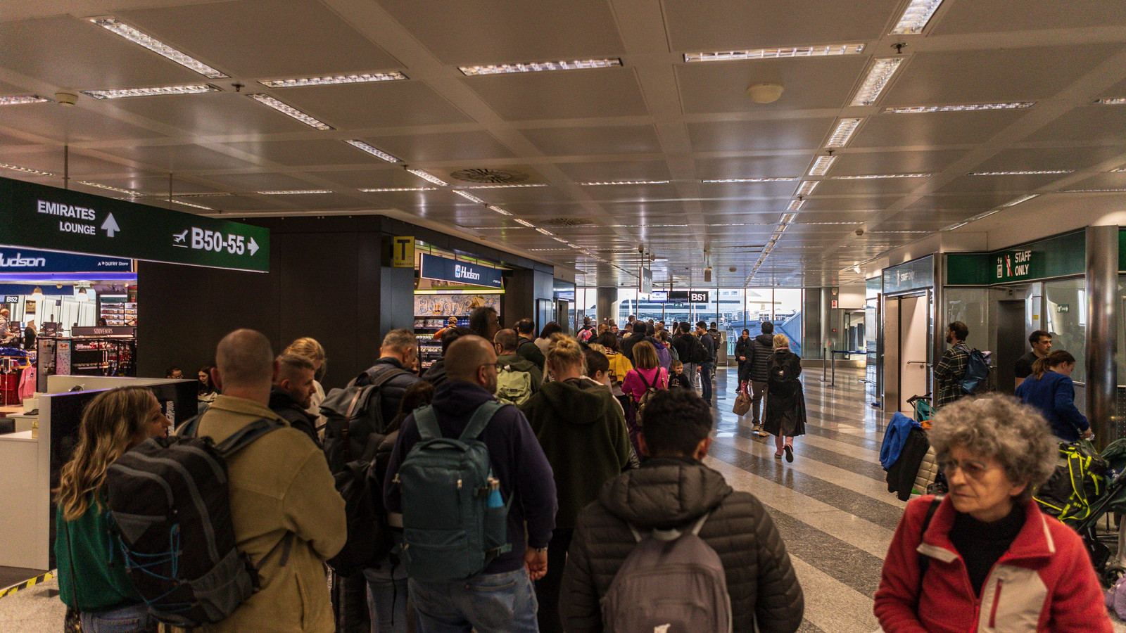 Delta Air Lines Passengers Conflicted Over New Boarding Line Sign Aimed ...