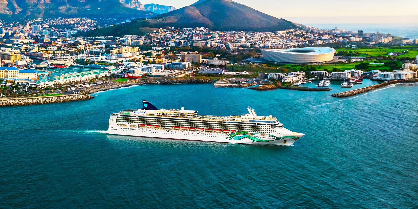Norwegian Jade Cruise Ship Guide: Staterooms, Dining, Activities & What ...