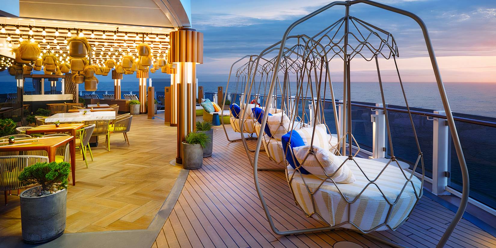 Norwegian Prima Cruise Ship Guide: Staterooms, Dining, Activities ...