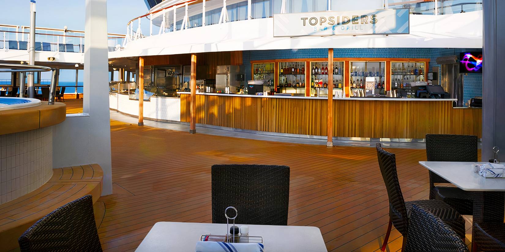 Norwegian Star Cruise Ship Guide: Staterooms, Dining, Activities & What ...
