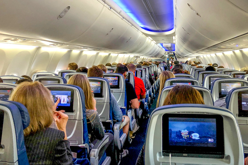 Delta Air Lines Passengers Appalled By Traveler’s Brazen Use Of “Banned ...