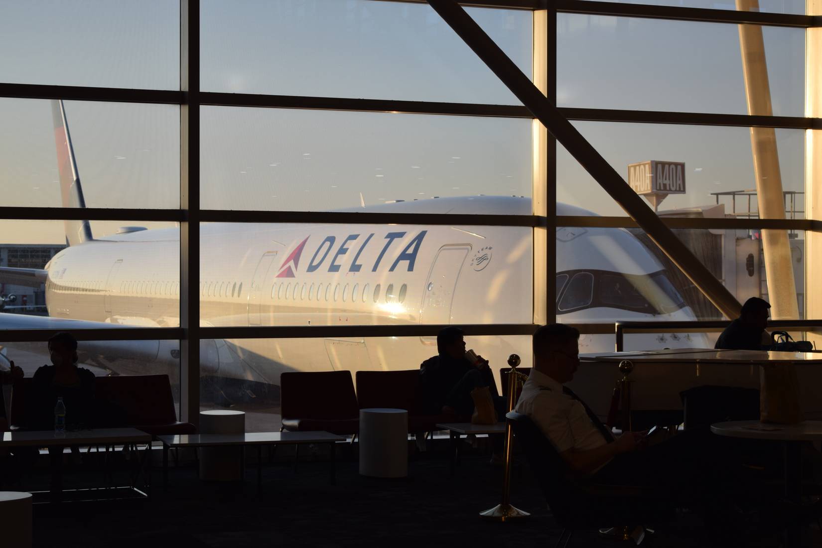 Delta Air Lines Responds To Winter Storm Concerns With More Than 70 ...
