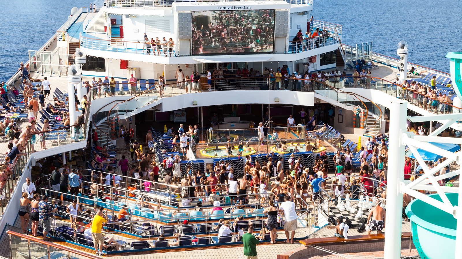 Carnival Cruise Line Adds A New Rule That Could Cost Passengers Their