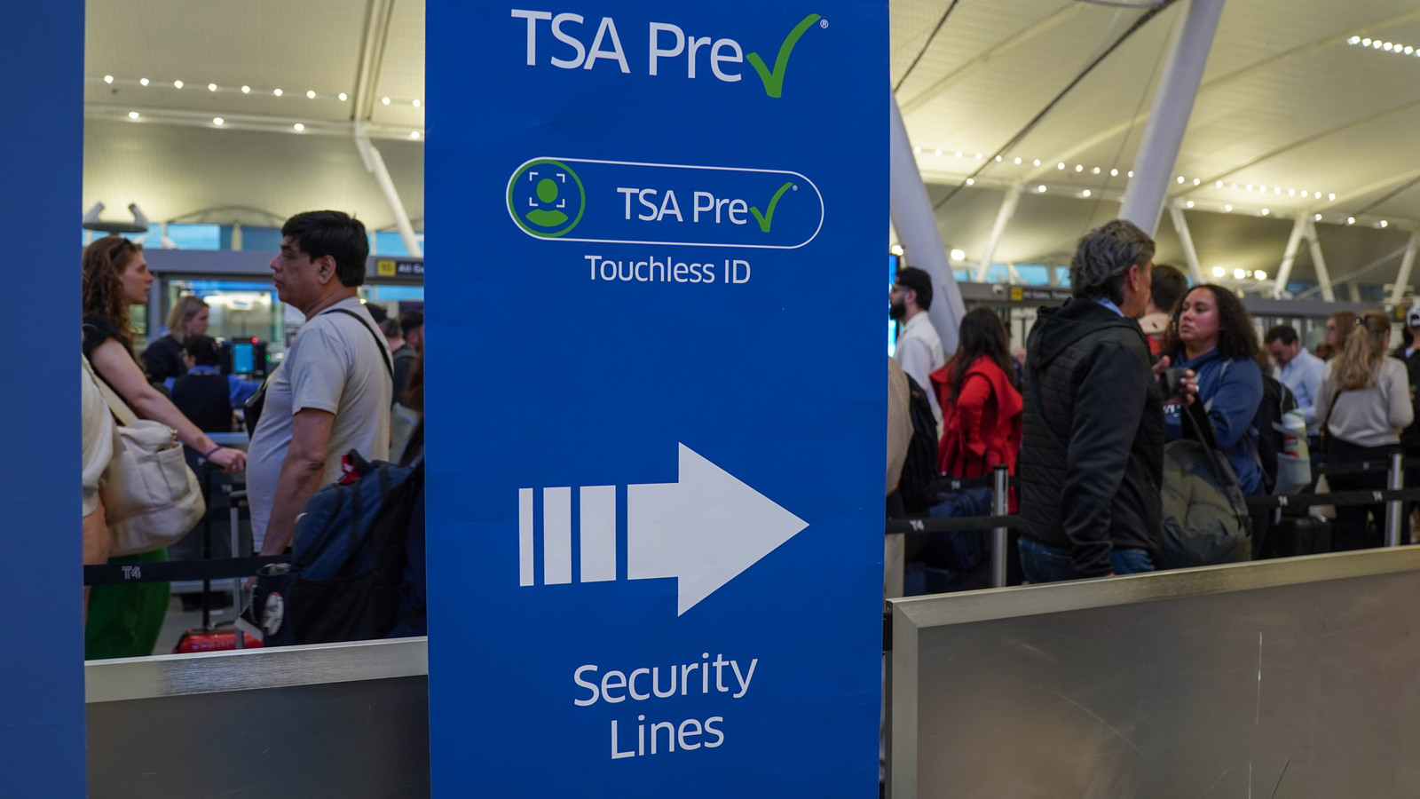 American Airlines Applauded For Expanding A Time-Saving Perk Just ...