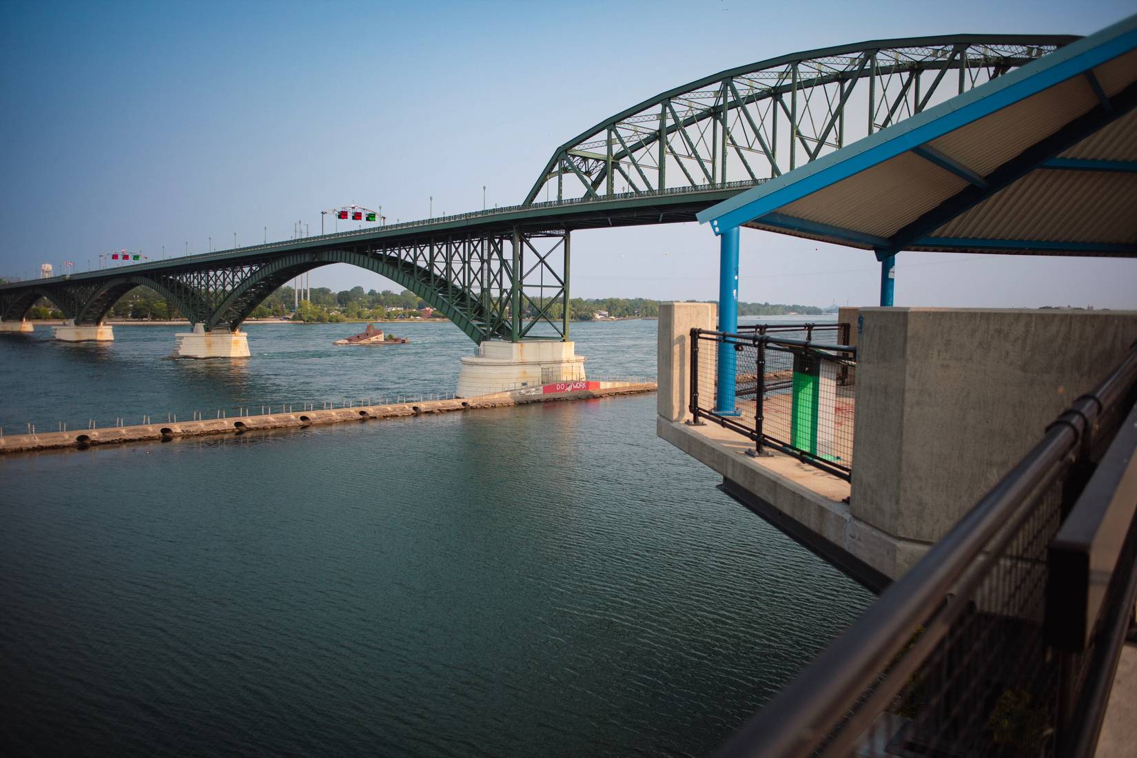 Travelers At The U.S.-Canada Border Warned As Driver's Innocent Mistake ...