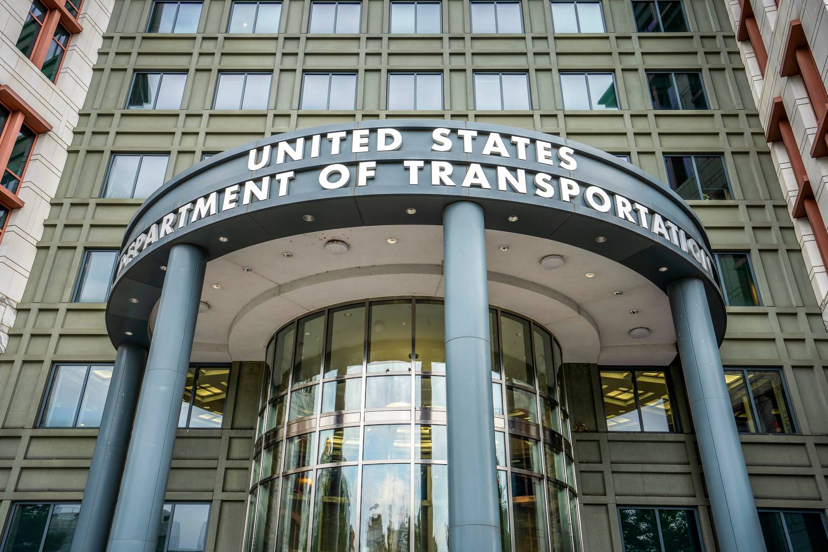 U.S. Transportation Department Hints At New Airline Price Rule After ...