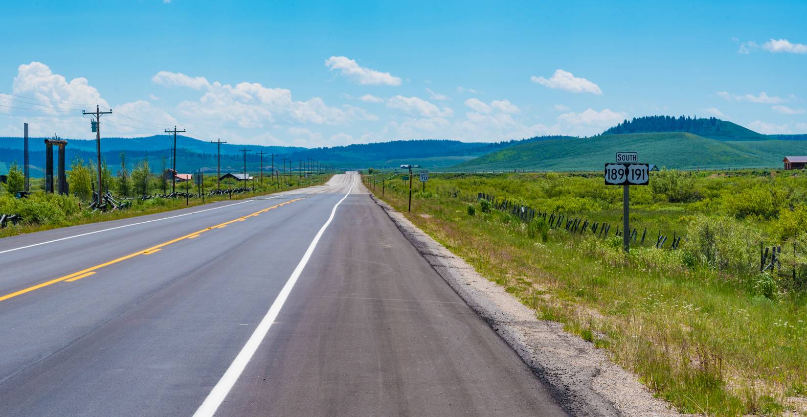 9 "Loneliest" Roads In America For A Traffic-Free Road Trip
