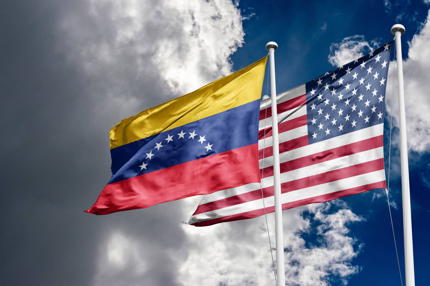 American Airlines Is The First To Announce Plans To Resume Daily ...