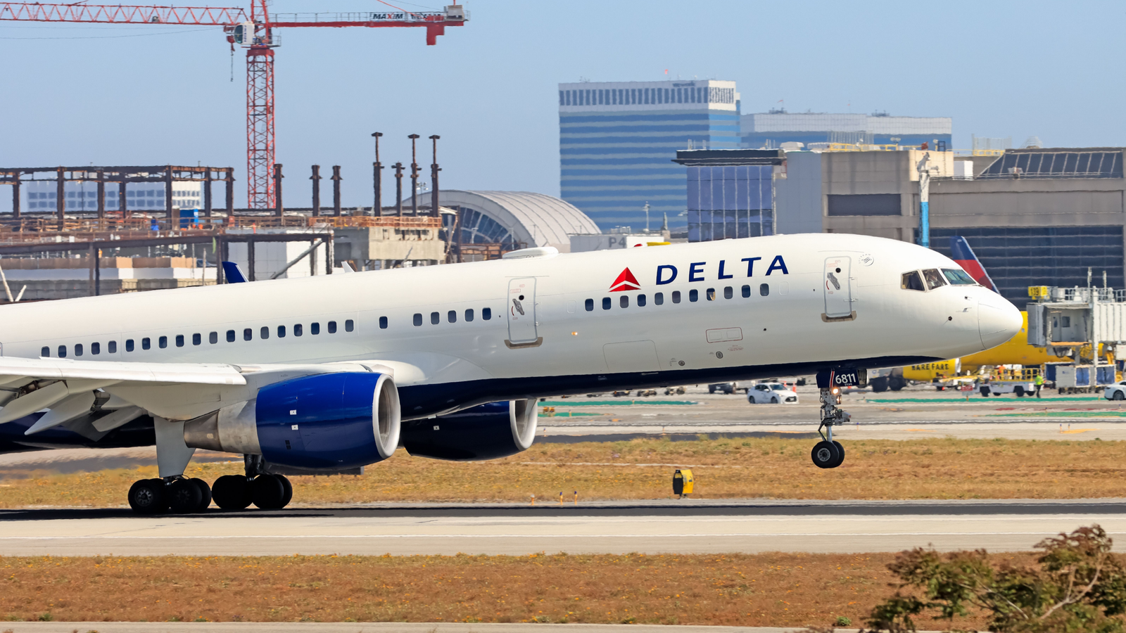 "Straight Up Corporate Greed": Delta Air Lines Quotes Traveler $14K To ...