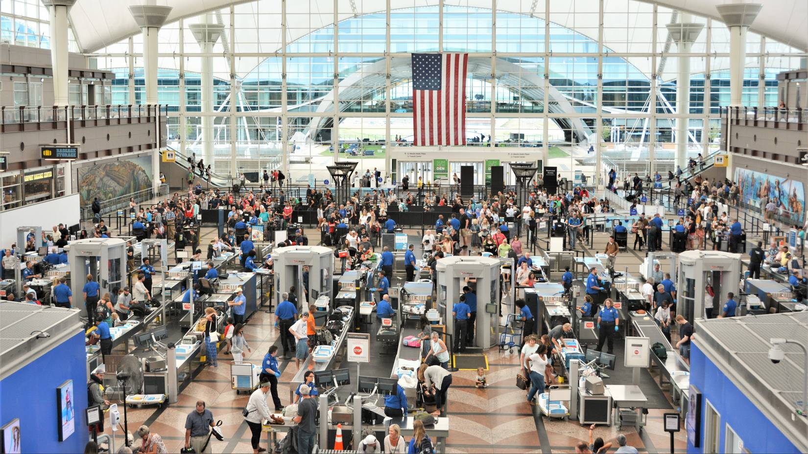 Denver International Airport Applauded For Resolving Delay Issues With ...