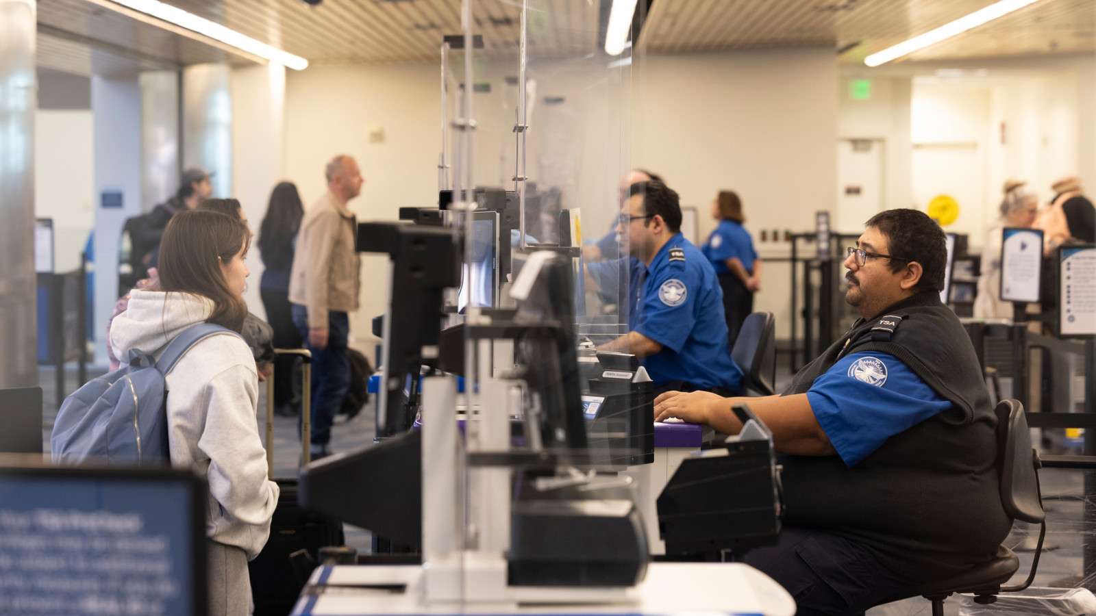 TSA Ordered To Abolish Popular Airport Rule Over "Outrageous" Risk To ...