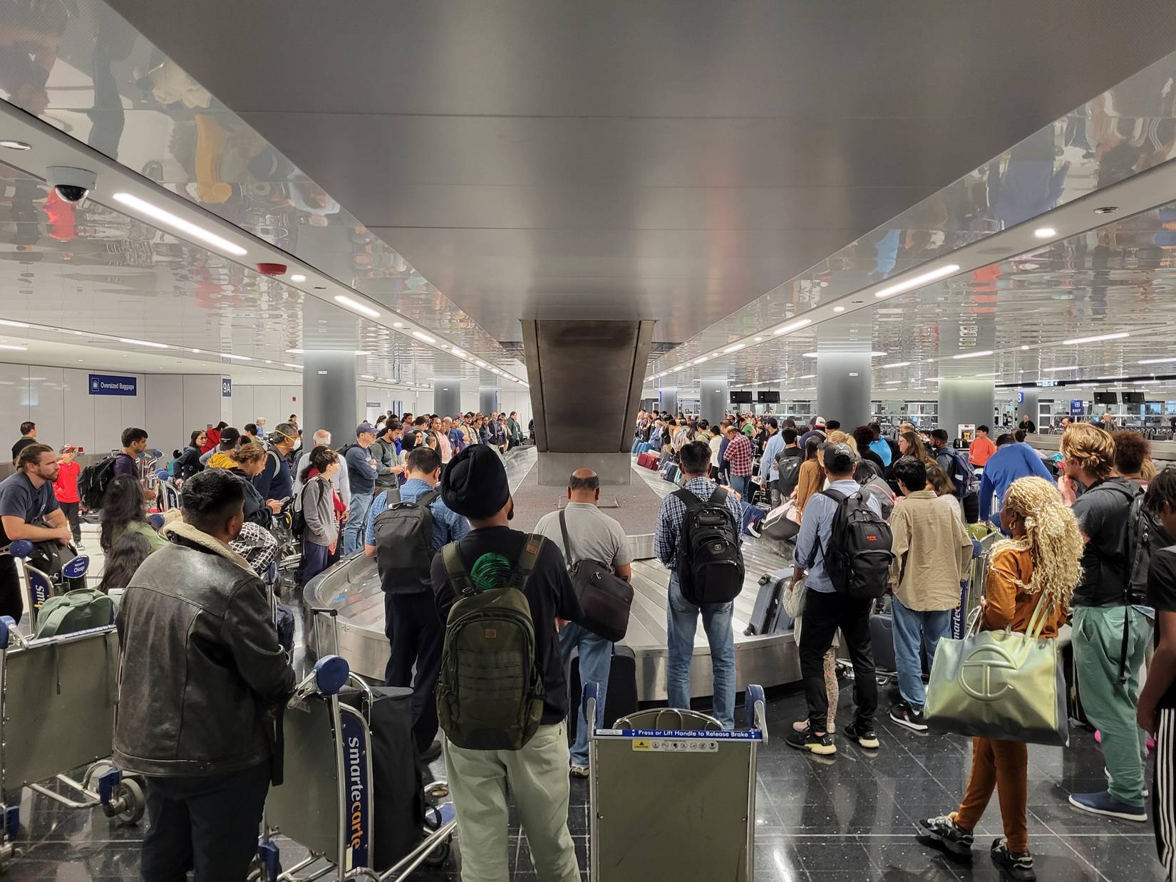 United Airlines Passengers Face Lengthy Delays And Long TSA Lines As ...