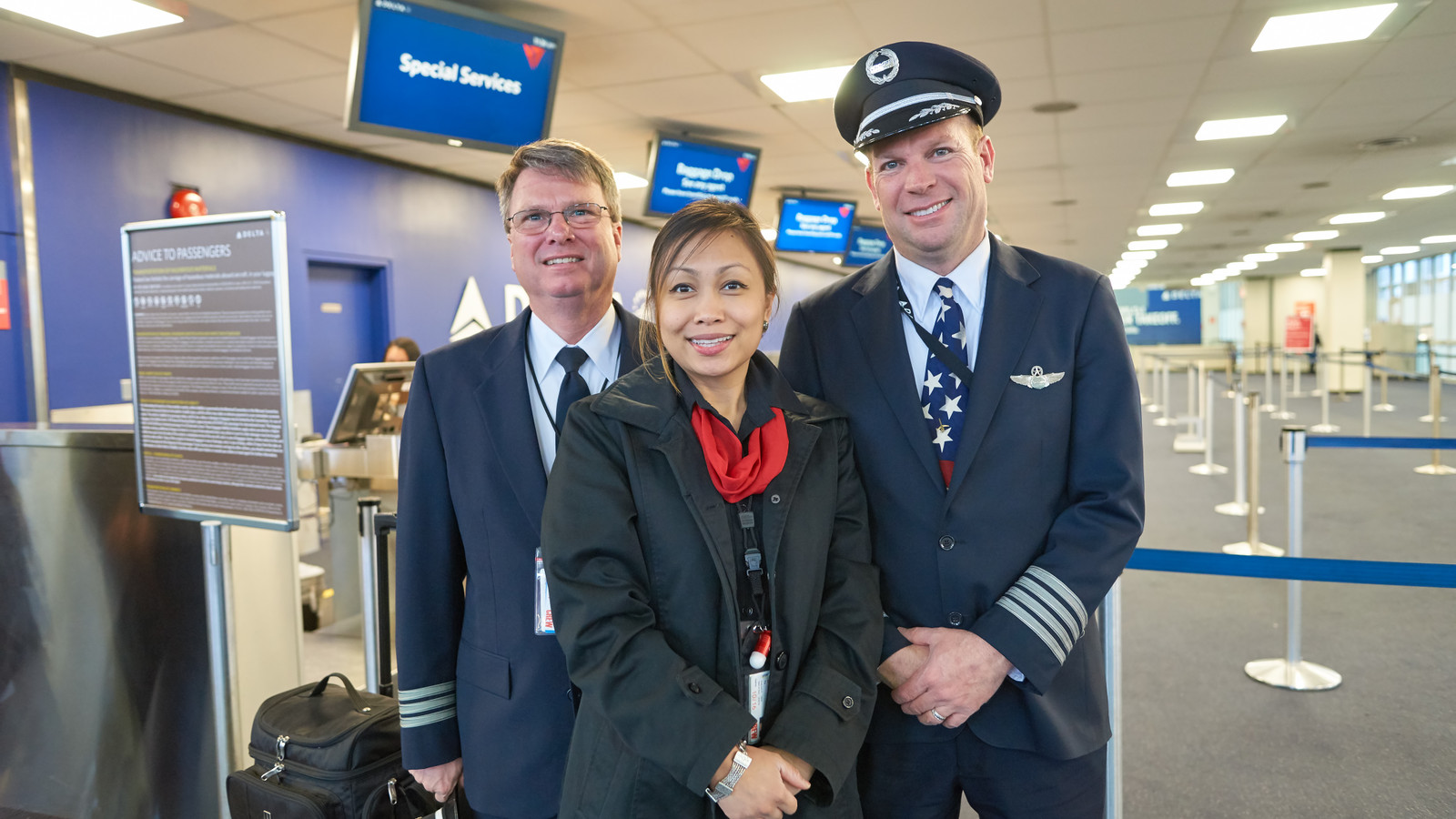 Delta Air Lines Passenger Emotional Over The Way A Flight Attendant ...