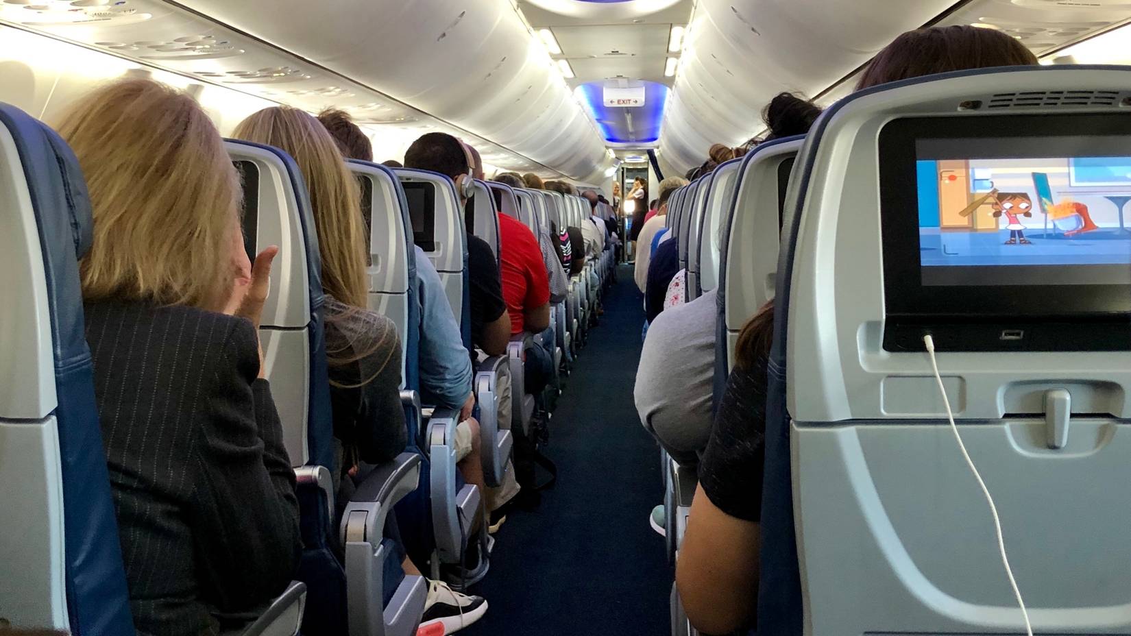 Delta Air Lines Passengers Want To Ban The "Worst Thing Ever On An ...