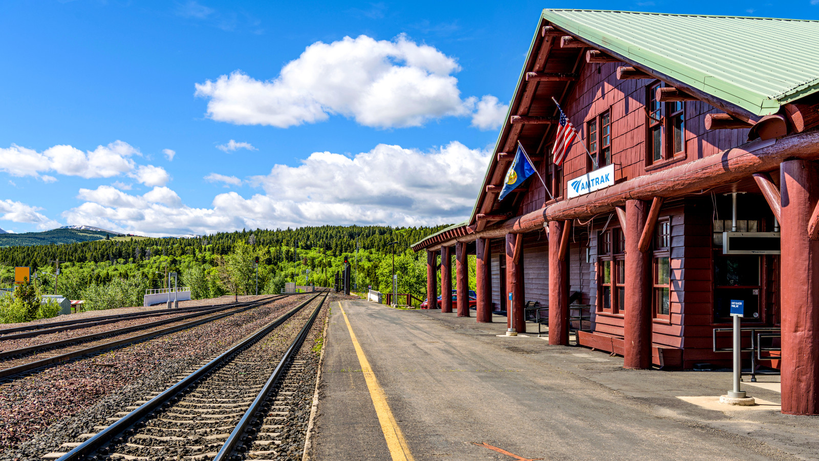 Amtrak's Spectacular National Parks Route Will Cost You $8,000— Here's ...