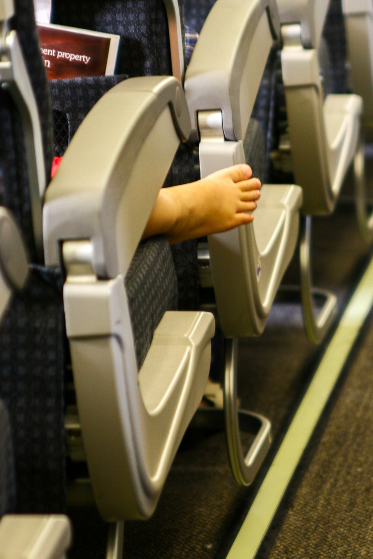 American Airlines’ Disgusting Dress Code Incident Just Got One-Upped By ...