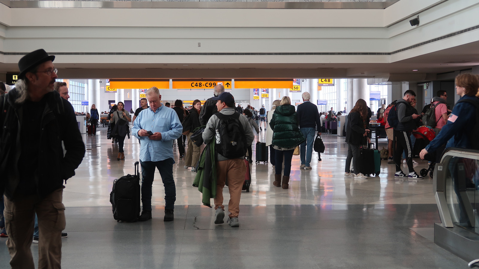 U.S. Airport Leaves Passengers Speechless With Delay Of 70 Flights ...